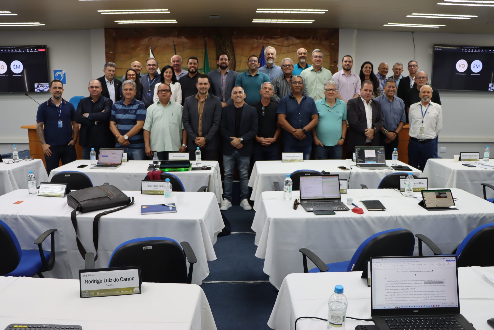 Crea-MT sedia CCEGEM que aprova proposta de igualdade de gênero ...