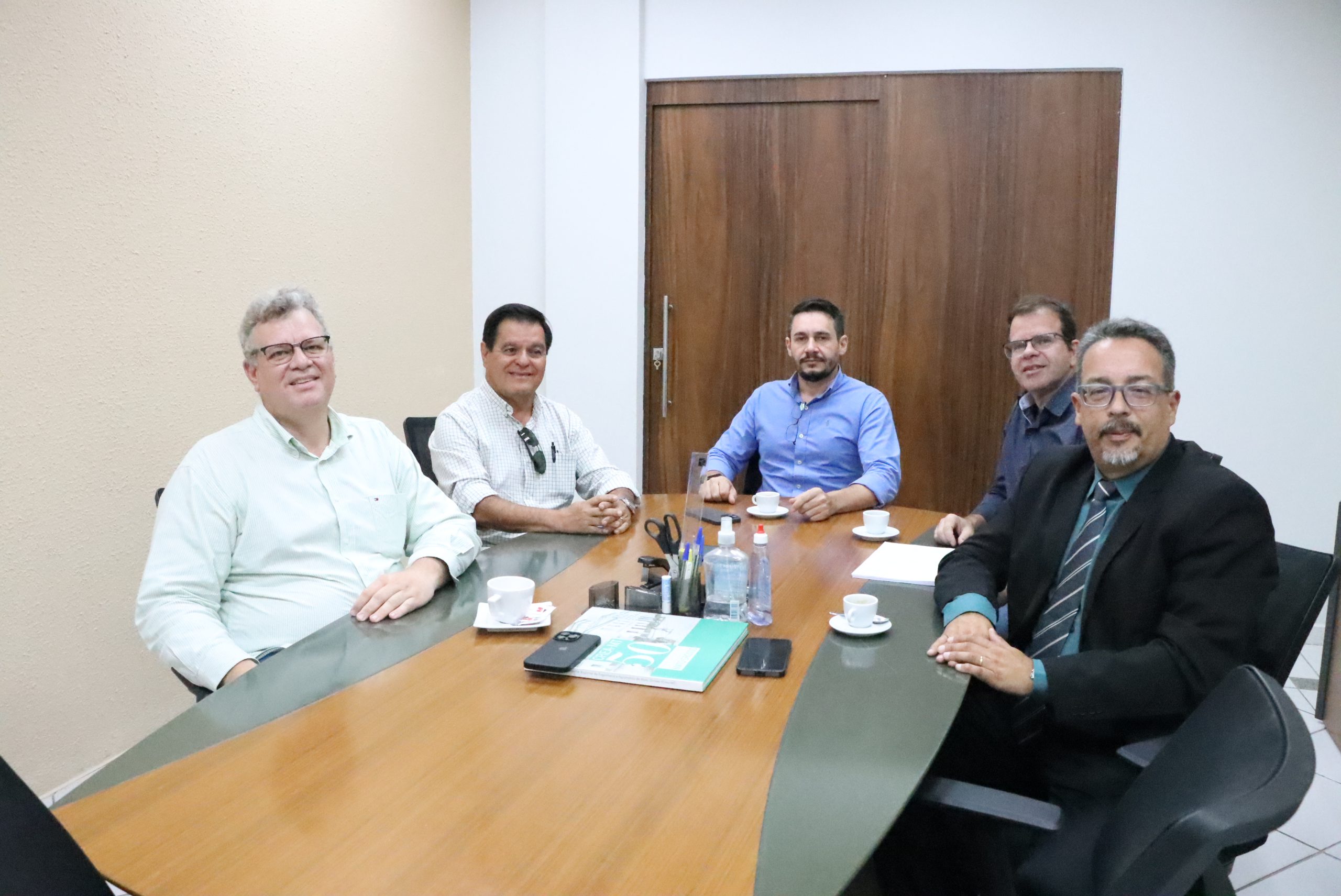 Reunião Inpe - Crea-MT